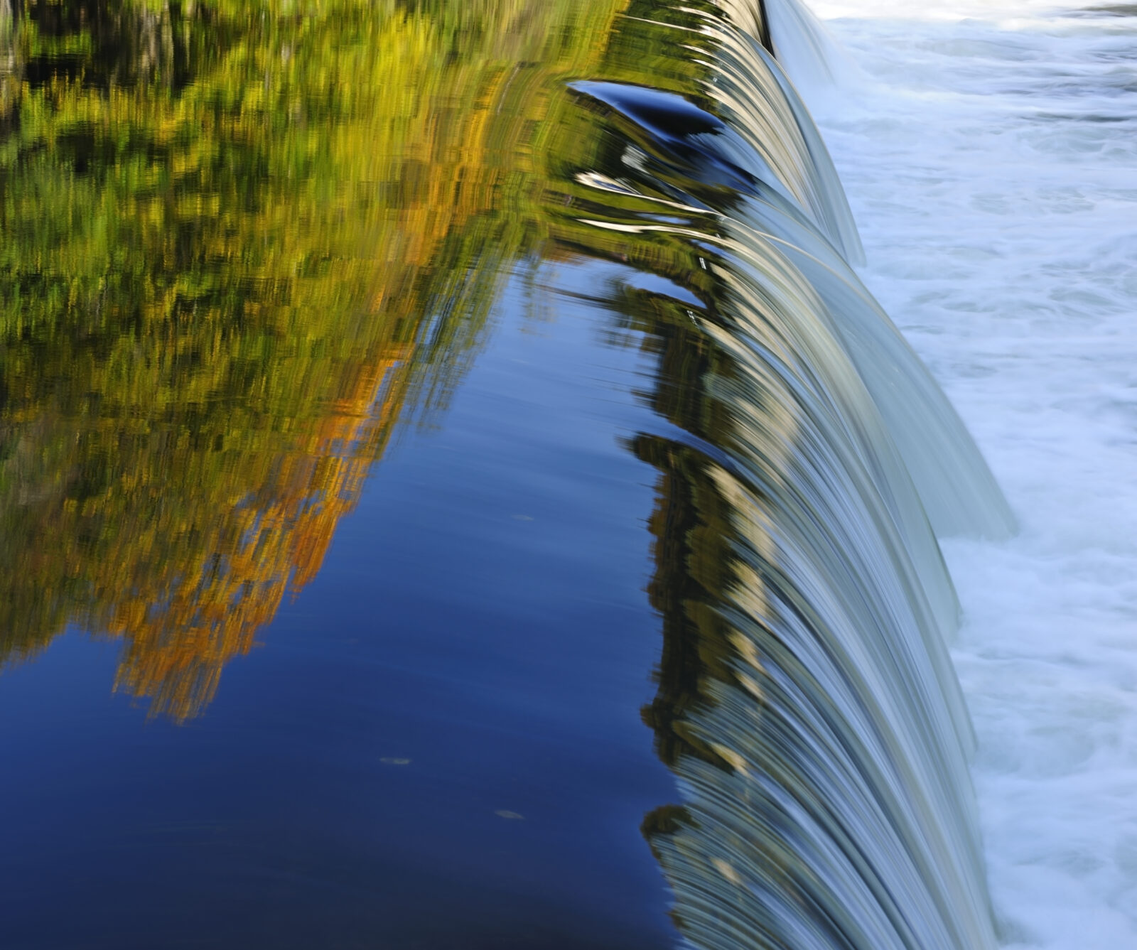 Cloudberry completes acquisition of 60% of the Captiva Group – Cloudberry